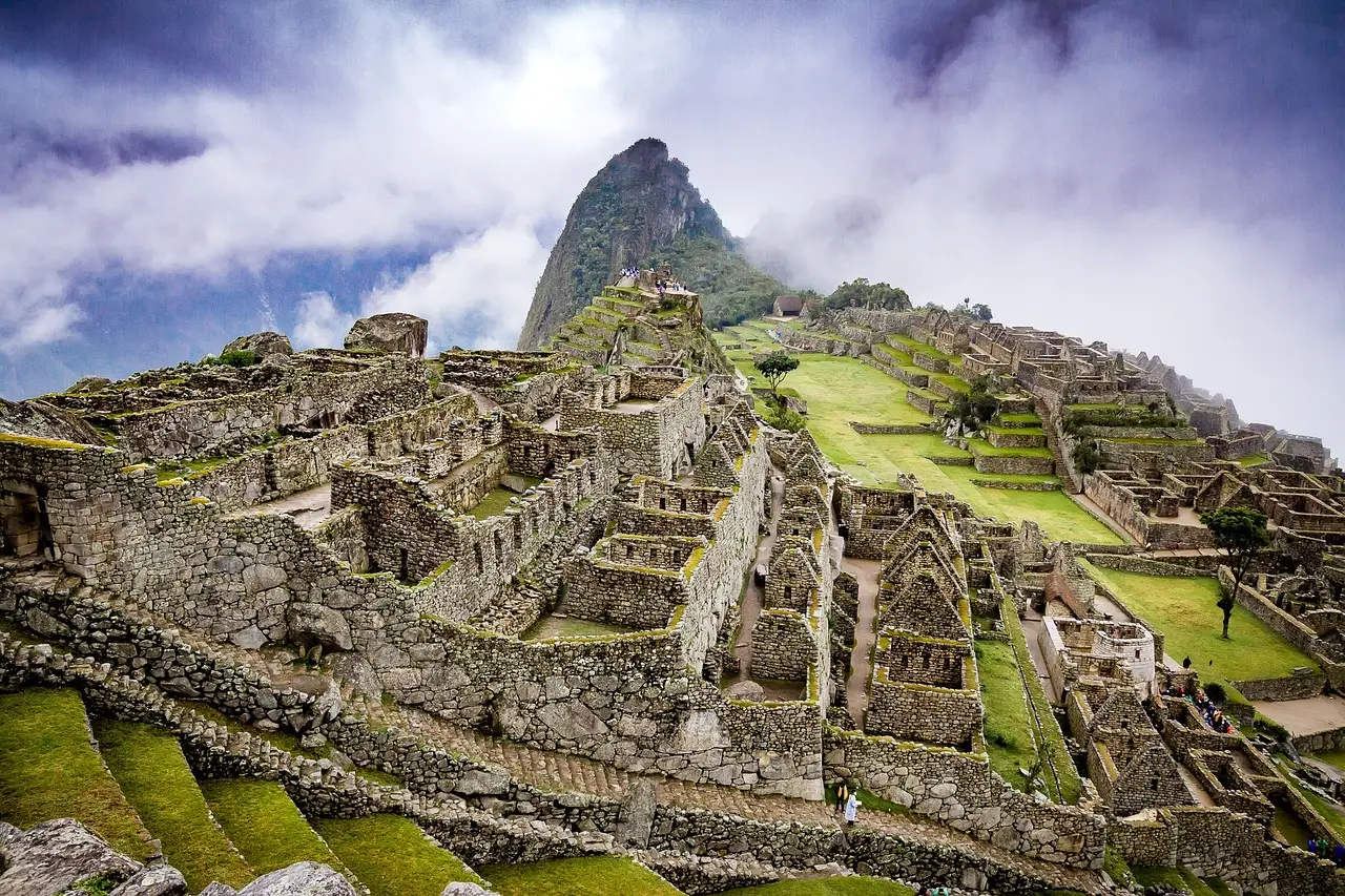 Unexplained Secrets: Ancient Mysteries of Peru - Adept Expeditions